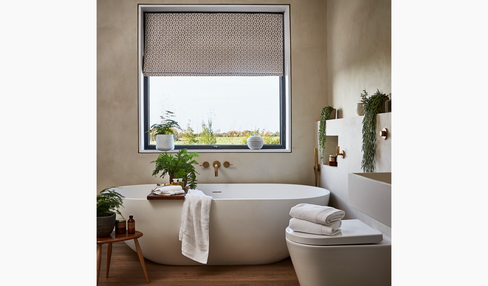 Storuri sau rolete? Avantaje, dezavantaje și ce trebuie să știi despre ...